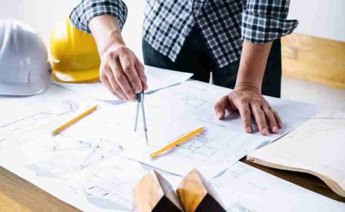 What Qualifications Do I Need to Work in Construction in 2025?