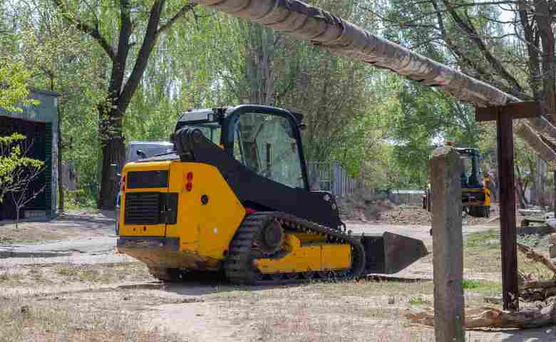 Compact Track Loader: Small Size, Big Impact on Construction Sites