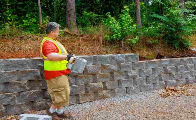 Stackable Stone Retaining Walls